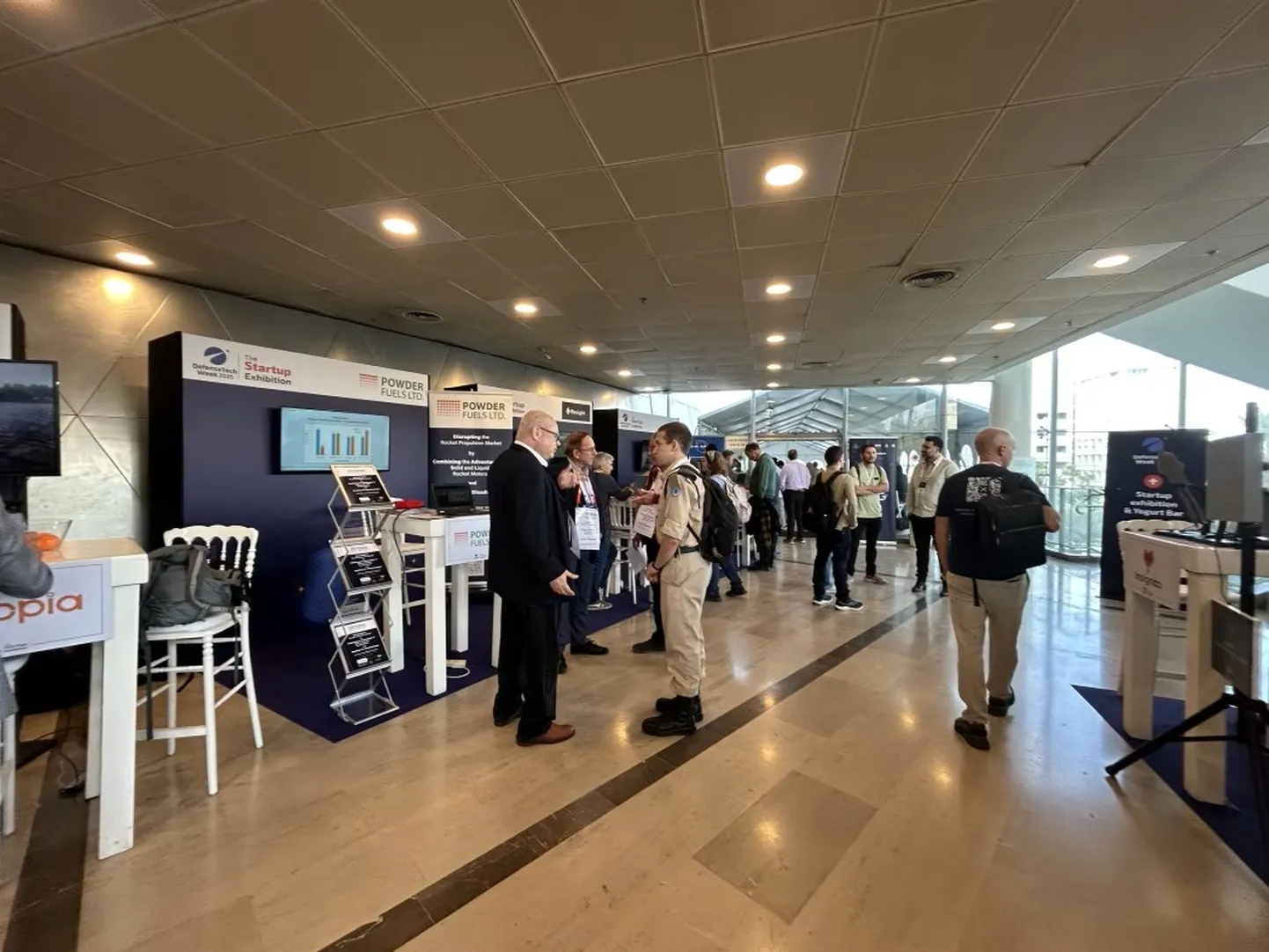 WSJ: Gazas testitud relvade mess meelitas Iisraeli arvukalt huvilisi ...